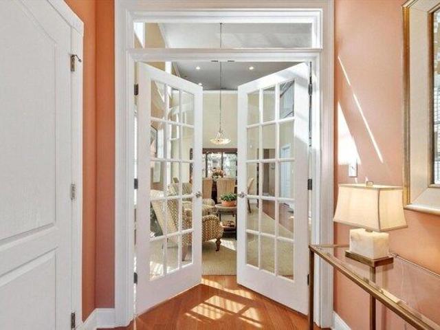 condo with 3 bedroom, Marlborough MA ES102922434