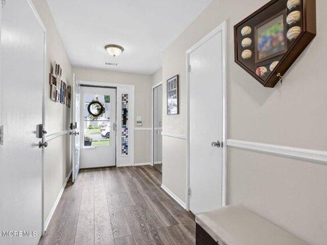 condo with 3 bedroom, Matawan NJ ES105172698
