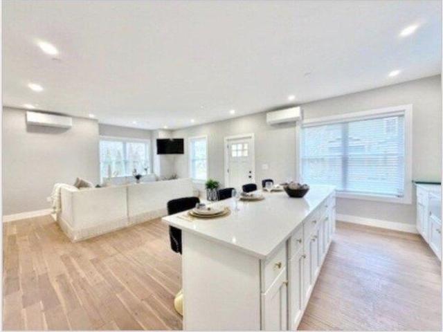 condo with 3 bedroom, Medway MA DS103020240