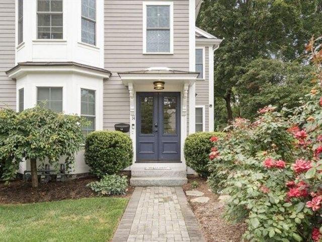 condo with 3 bedroom, Medfield MA DS103069442
