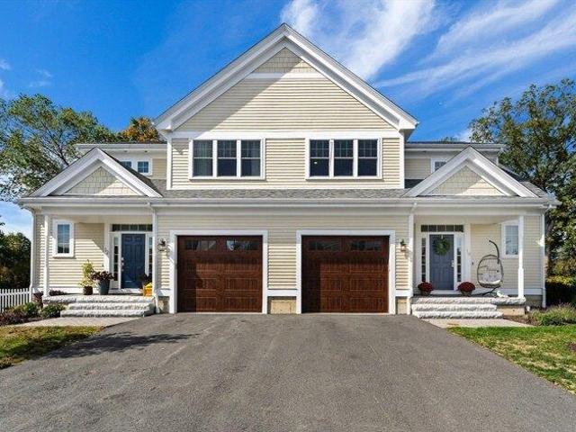 condo with 3 bedroom, Medfield MA DS103100779
