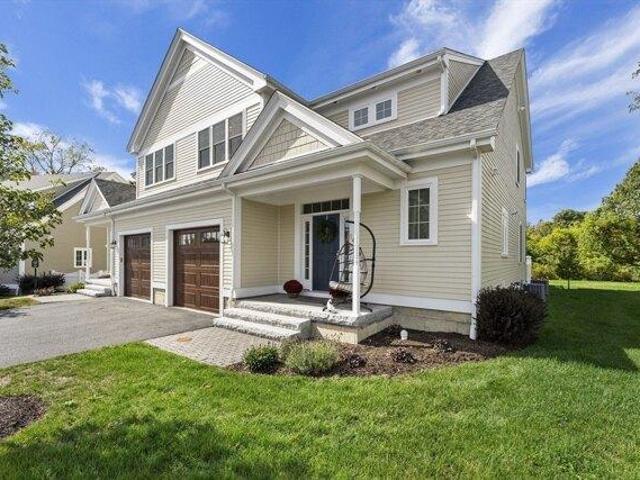 condo with 3 bedroom, Medfield MA ES103100779