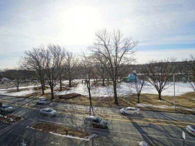 condo with 3 bedroom, Medford MA DLS101627339