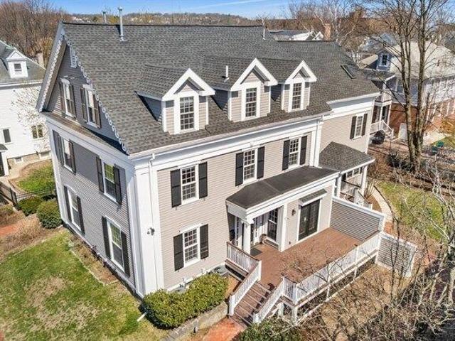 condo with 3 bedroom, Medford MA DLS103034352