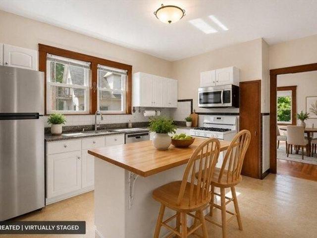 condo with 3 bedroom, Medford MA ES105081842