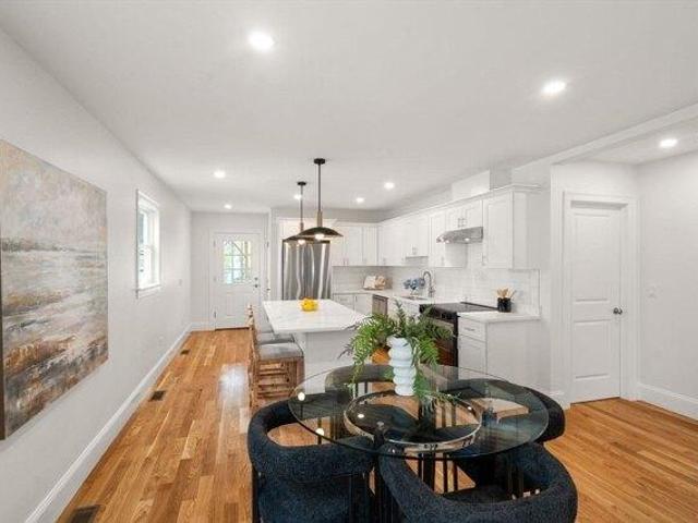 condo with 3 bedroom, Medford MA ES105205470