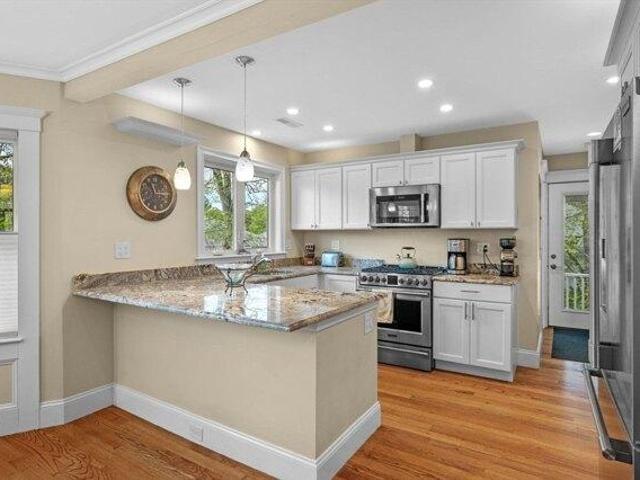 condo with 3 bedroom, Medford MA ES103436696