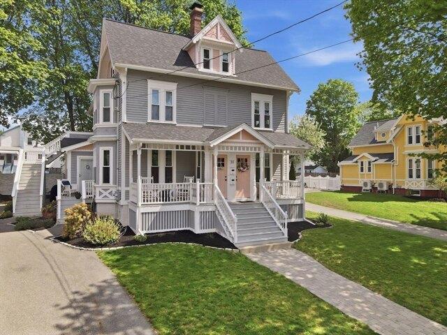 condo with 3 bedroom, Melrose MA DS104153273
