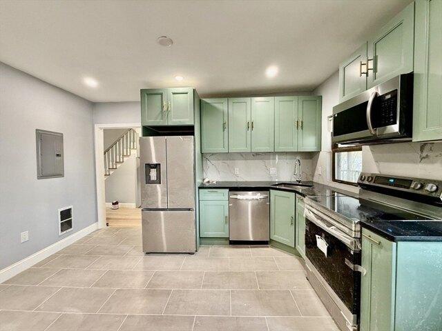 condo with 3 bedroom, Melrose MA DS104375907