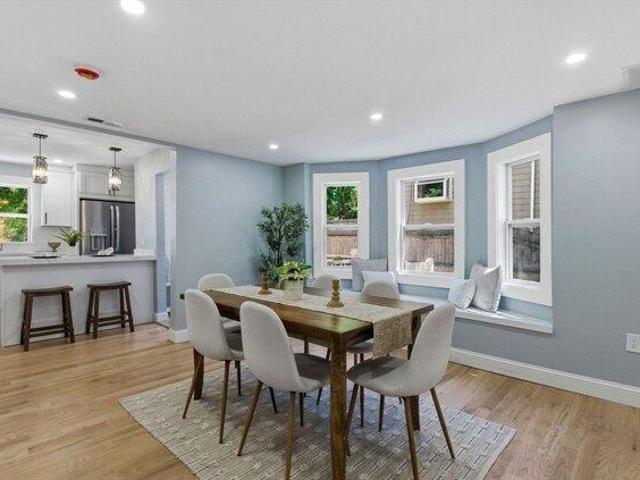 condo with 3 bedroom, Melrose MA ES104409477