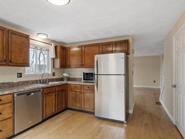 condo with 3 bedroom, Methuen MA DS102801222