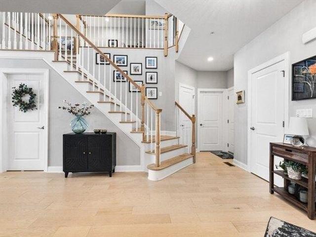 condo with 3 bedroom, Methuen MA DS102860127