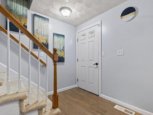 condo with 3 bedroom, Methuen MA ES102960739