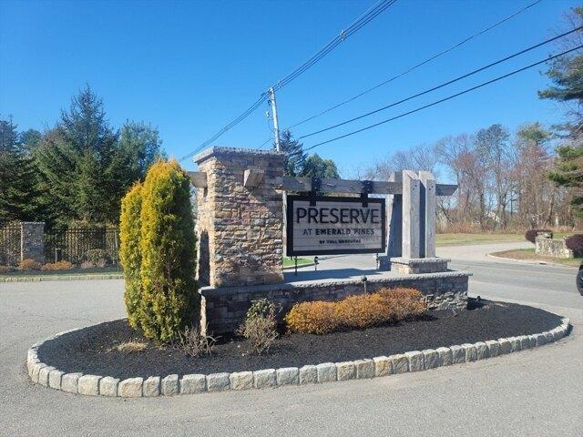 condo with 3 bedroom, Methuen MA ES102961011