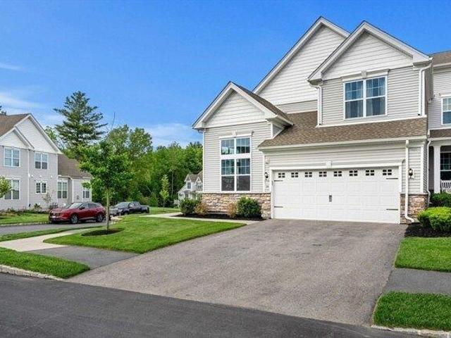 condo with 3 bedroom, Methuen MA ES103621428