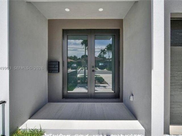 condo with 3 bedroom, Miami FL ES104898687