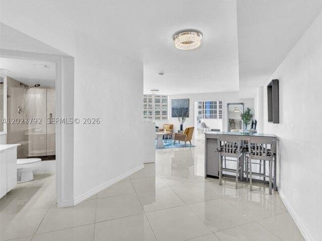 condo with 3 bedroom, Miami FL ES104899219