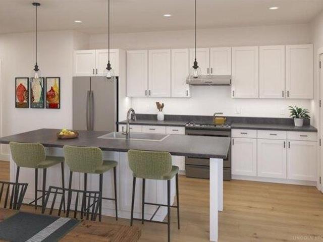 condo with 3 bedroom, Middlebury VT ES104266683
