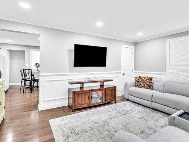 condo with 3 bedroom, Milford MA DS102562297