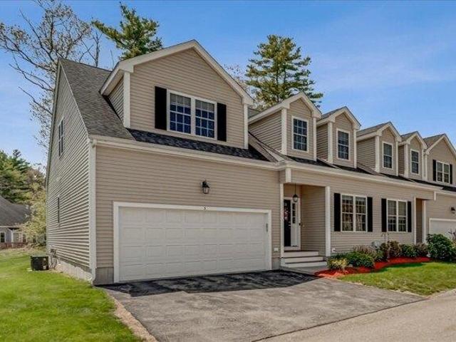 condo with 3 bedroom, Milford MA ES102859929