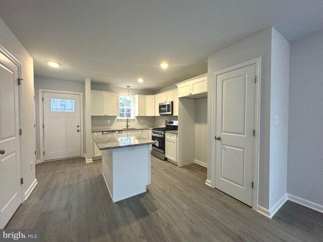 condo with 3 bedroom, Millville NJ DS101749444