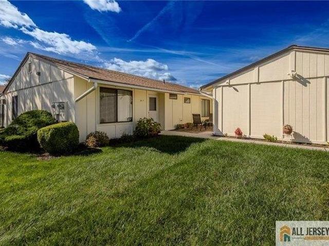 condo with 3 bedroom, Monroe NJ ES103623319