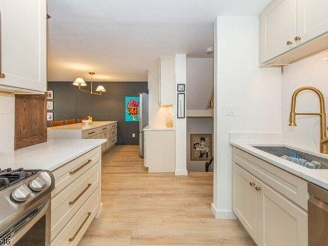 condo with 3 bedroom, Morristown NJ DLS101604910