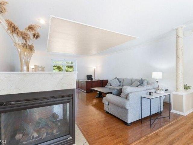 condo with 3 bedroom, Mount Arlington NJ ES105208128