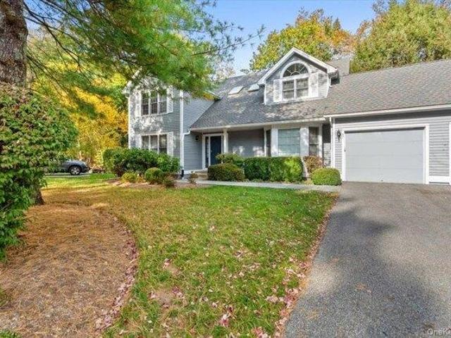 condo with 3 bedroom, Mount Kisco NY DLS101801061