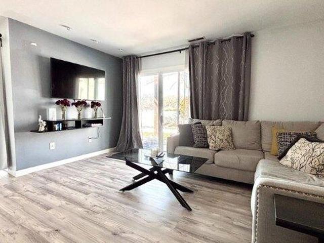 condo with 3 bedroom, Mount Laurel NJ DS102282489