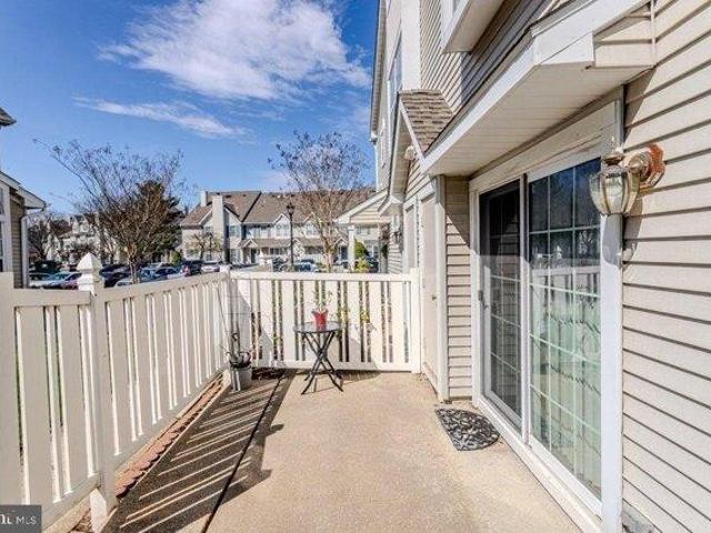 condo with 3 bedroom, Mount Laurel NJ ES105159723