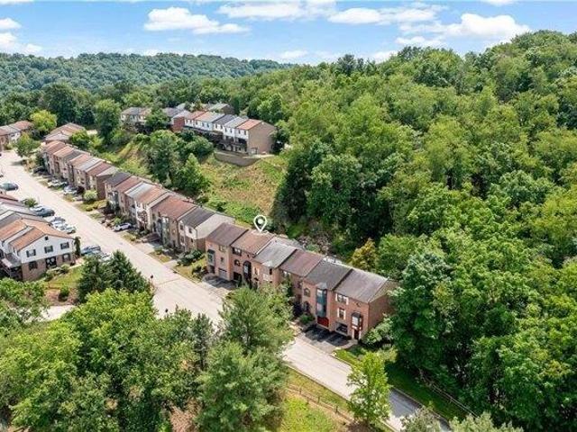 condo with 3 bedroom, Murrysville PA ES104904428