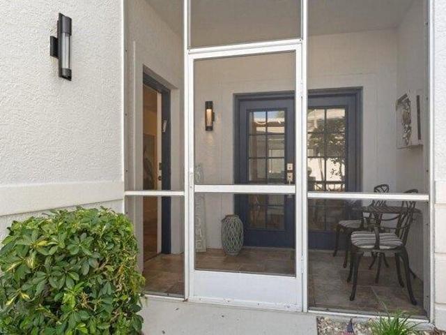 condo with 3 bedroom, Naples FL DLS92369645