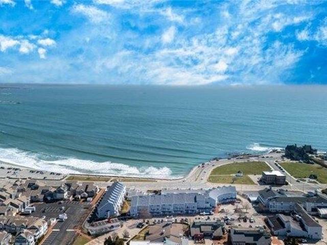 condo with 3 bedroom, Narragansett RI ES103075048