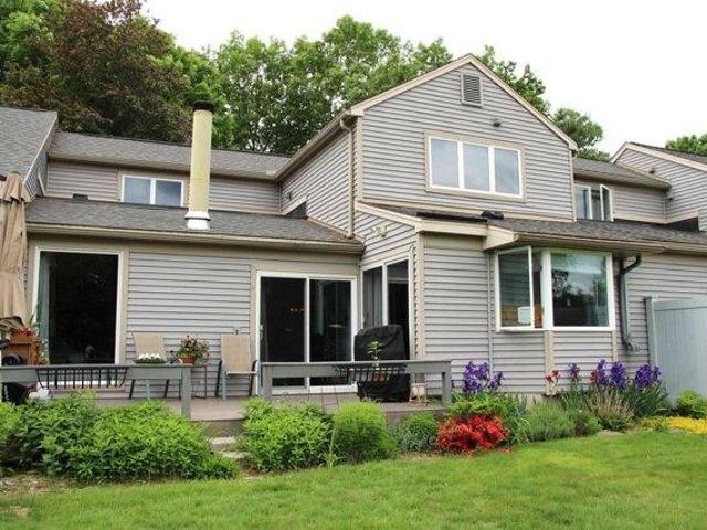 condo with 3 bedroom, Nashua NH DLS102826216