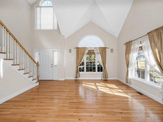 condo with 3 bedroom, Nashua NH DLS103034570