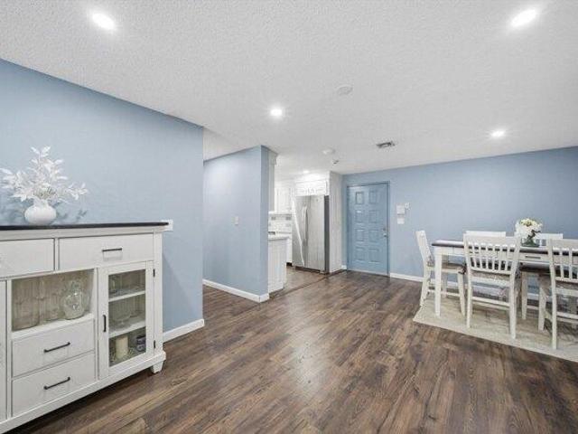 condo with 3 bedroom, Nashua NH ES105095609