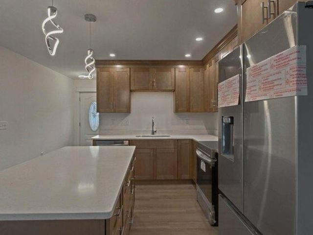 condo with 3 bedroom, Nashua NH ES105229081
