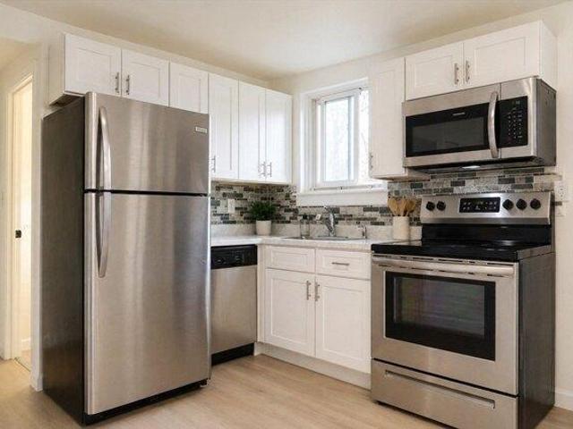 condo with 3 bedroom, Natick MA ES102823474