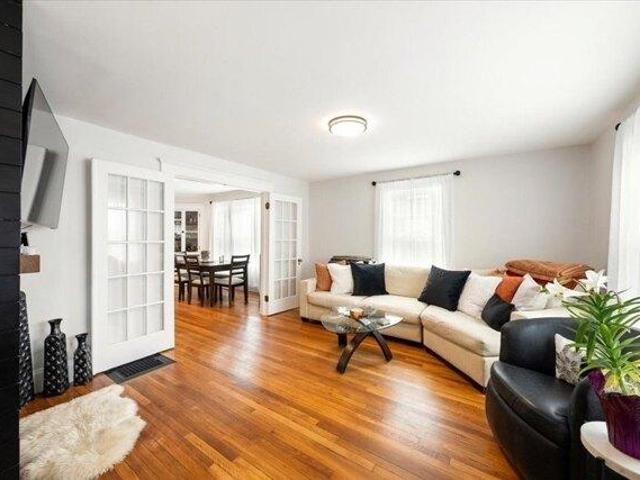 condo with 3 bedroom, Natick MA ES103852451