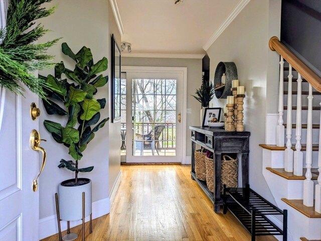 condo with 3 bedroom, Natick MA ES103037407