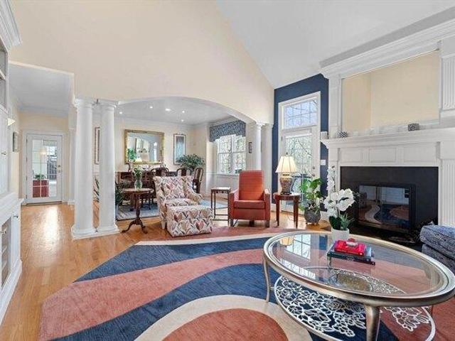condo with 3 bedroom, Natick MA ES103074778