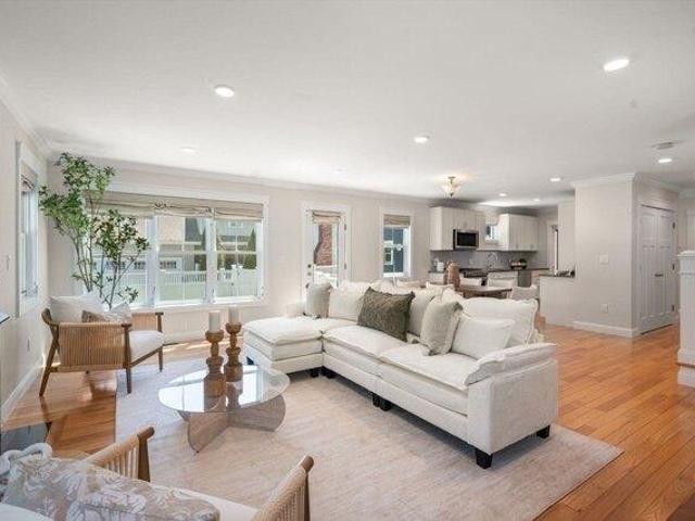 condo with 3 bedroom, Newton MA DS103222413