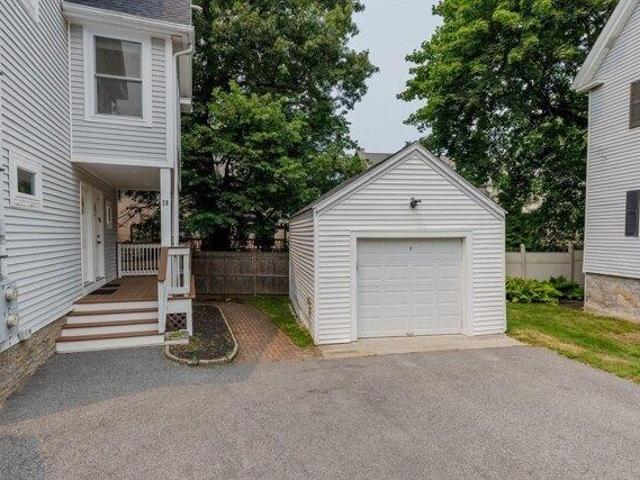 condo with 3 bedroom, Newton MA DS104192564