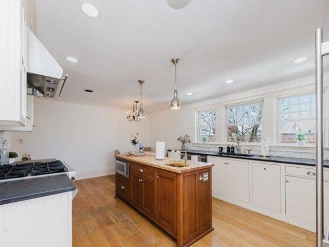 condo with 3 bedroom, Newton MA ES103498062