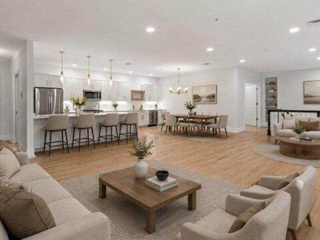 condo with 3 bedroom, Newton MA ES103097858