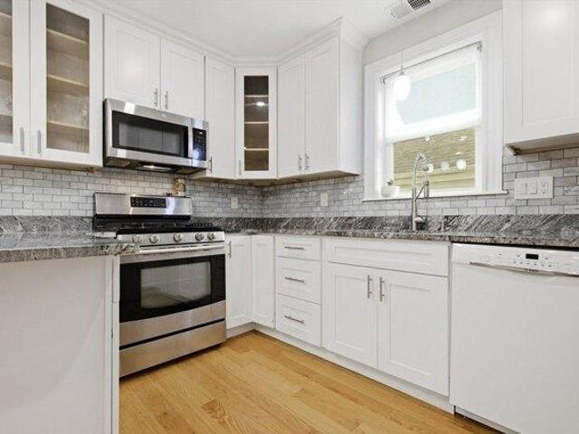 condo with 3 bedroom, Newton MA ES104791651