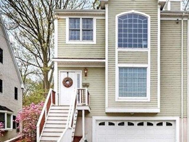 condo with 3 bedroom, Newton MA ES105106590