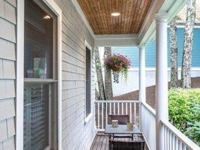 condo with 3 bedroom, Newton MA ES105109003