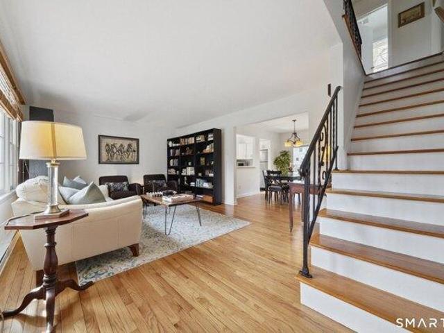 condo with 3 bedroom, New Canaan CT DS102317213